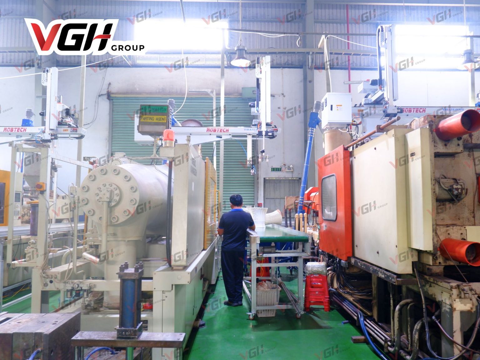 Chậu Hoa Nhựa Trồng Cây Kiểu Trúc Phúc Lộc Thọ - VGH Group - SX Kinh ...